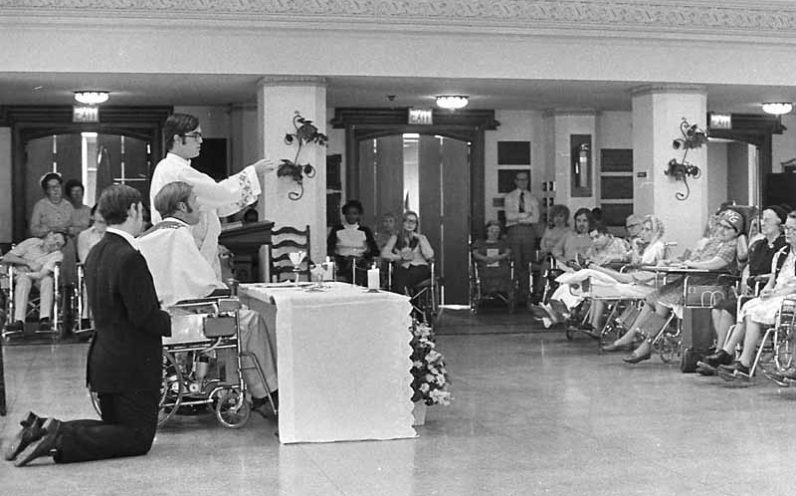 Sainthood cause for paralyzed priest officially gets under way ...