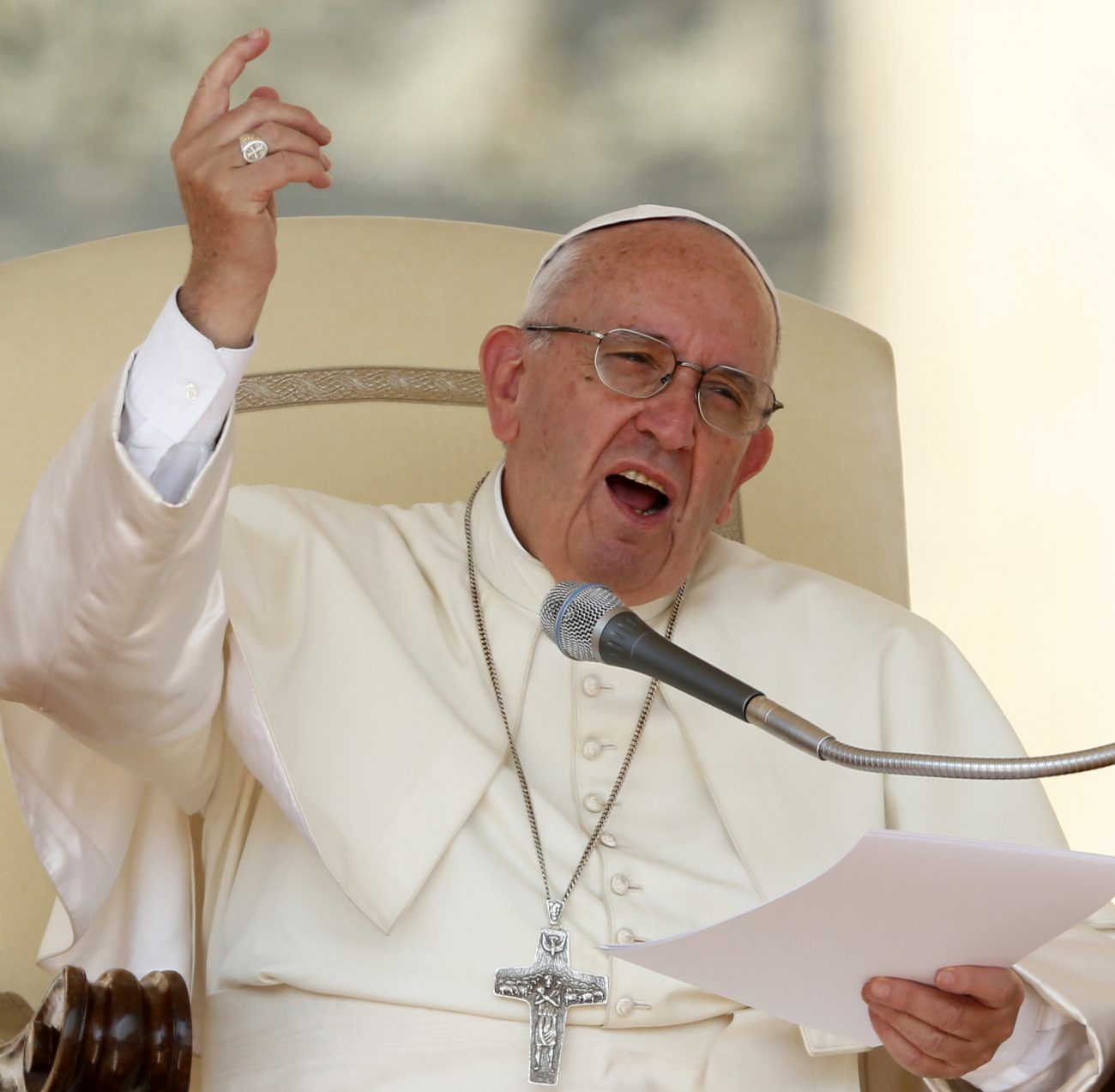 Pastors who become princes are far from Jesus' spirit, pope says ...