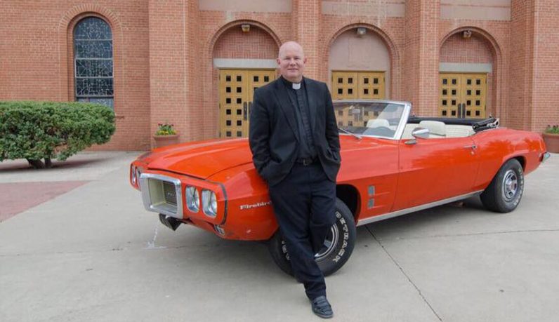 Priest's love of cars helps raise funds for vocations in poorest ...