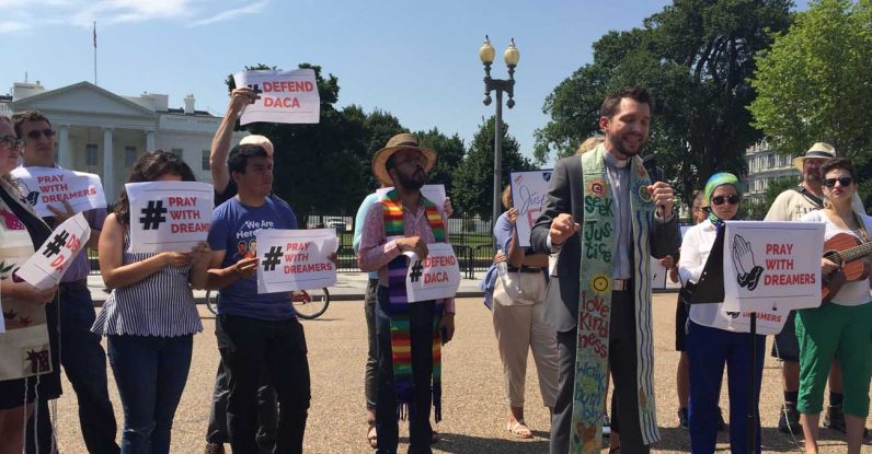 Supporters of young migrants ask for DACA protection at Washington ...