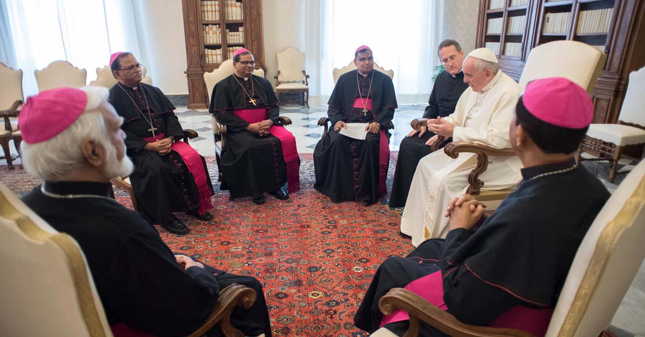 Pakistan bishops meet pope, hope he will visit their country ...