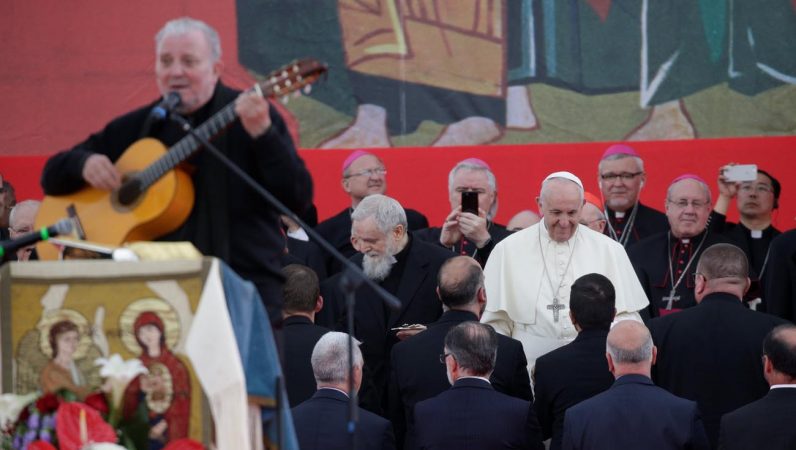 Pope offers Neocatechumenal Way lessons for respectful evangelization ...