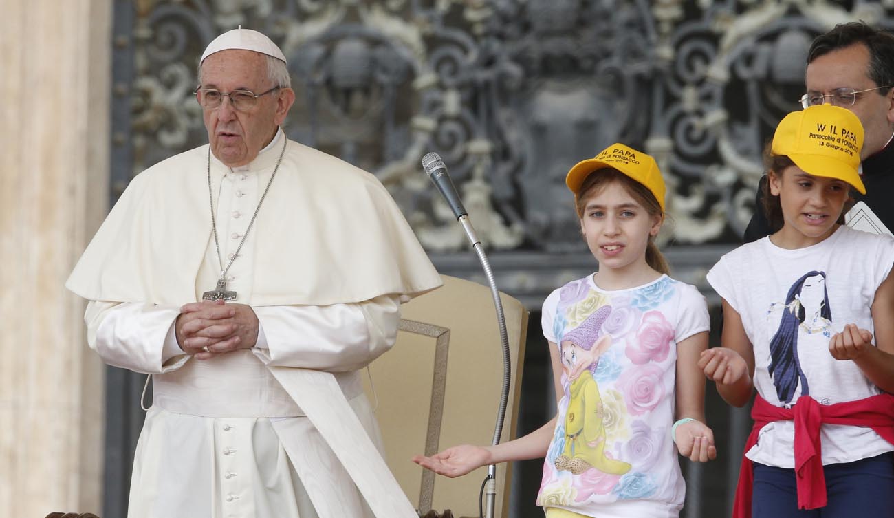 Biggest danger in life is fear, settling for less, pope says ...