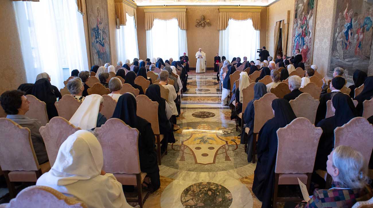 Pope praises evangelization through prayer, care for creation, welcome ...