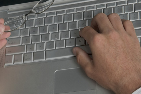 Make prelates mandatory reporters of abuse, letter urges - CatholicPhilly