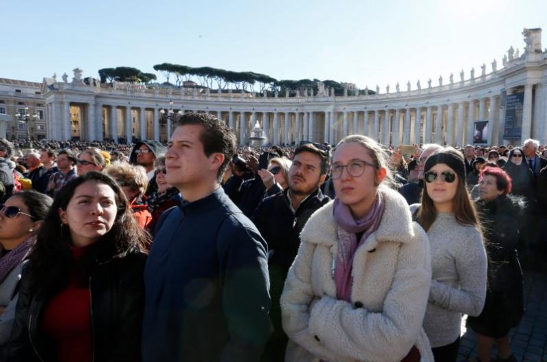 Pope Prays For New Year Marked By Tenderness Brotherhood Peace Catholic Philly