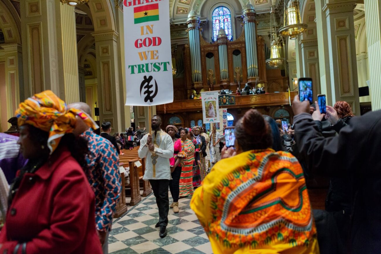 Cultural Heritage Mass draws Catholics rooted in many lands ...