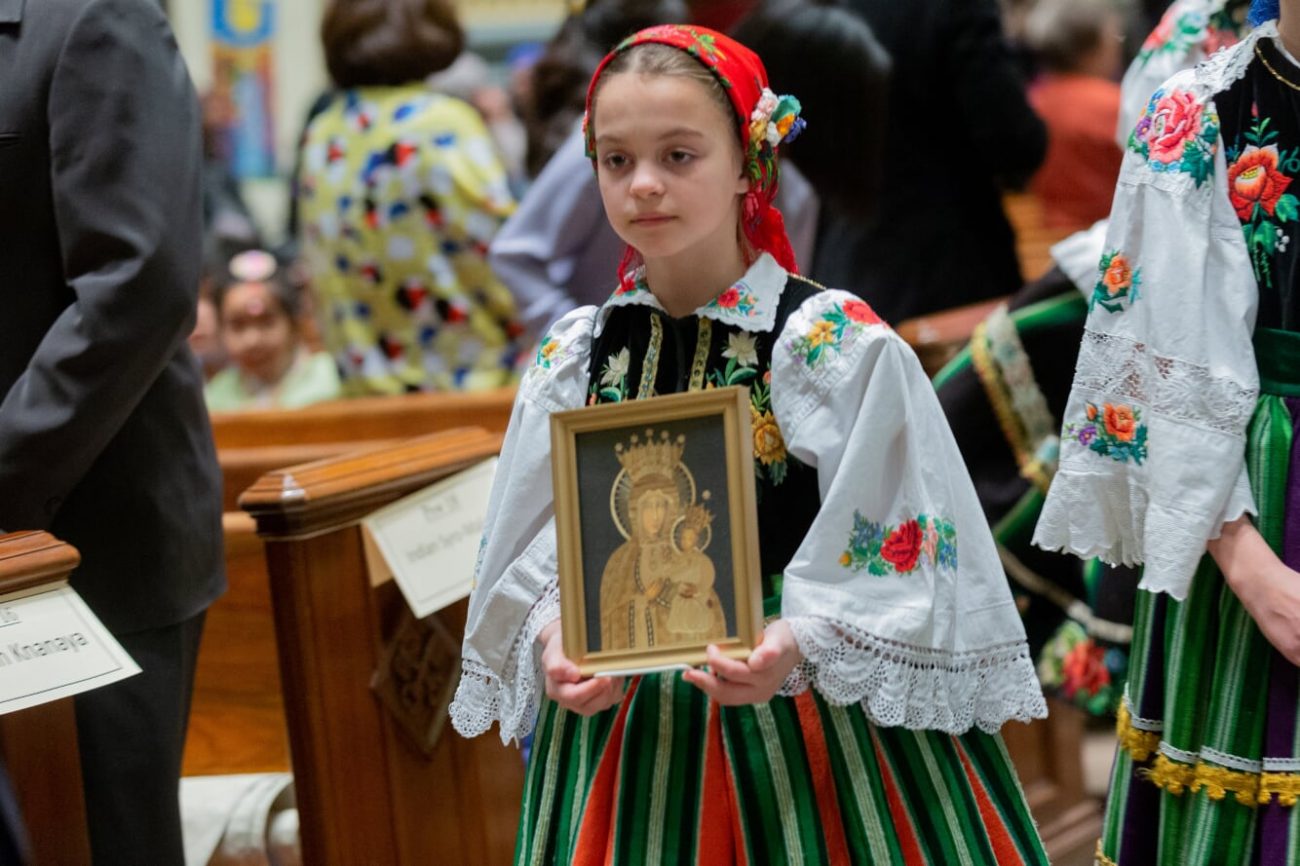 Cultural Heritage Mass draws Catholics rooted in many lands ...