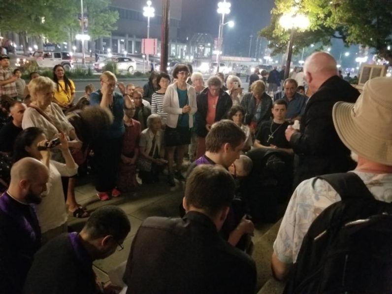 Prayers greet people attending so-called black mass in Canadian capital ...