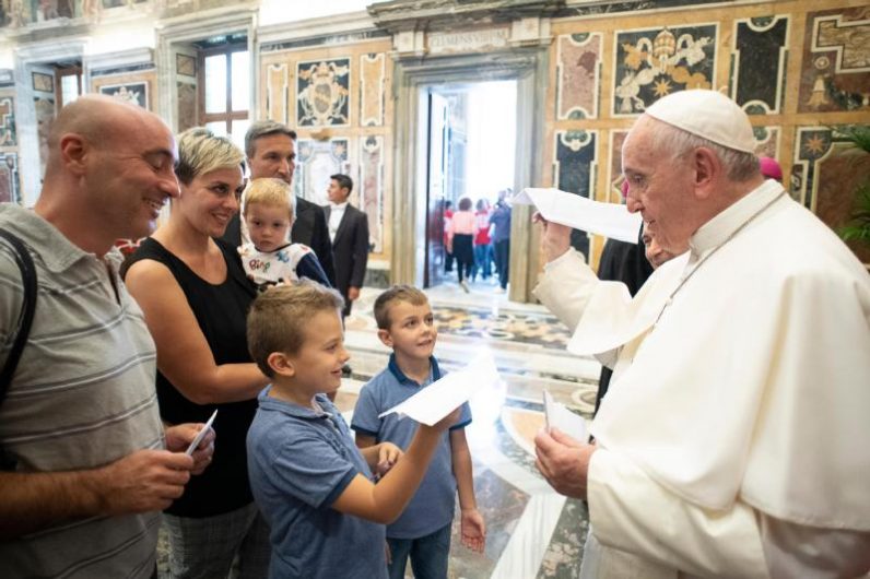 Guard against doubt, fatigue by being with Christ, pope tells ...