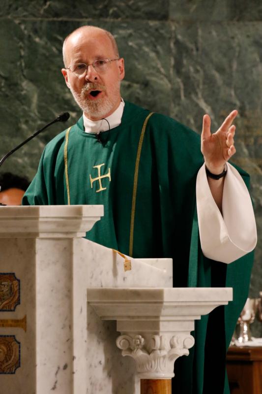 Father Martin urges Catholic college leaders to respect LGBT students ...