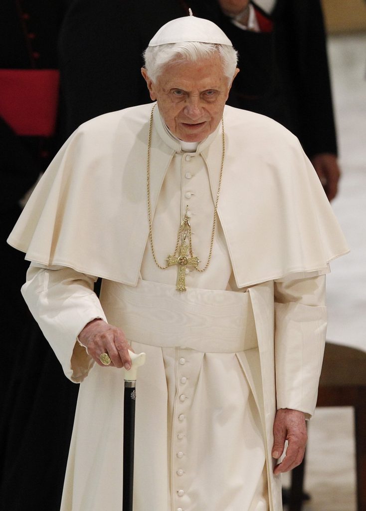 Pope Francis, retired Pope Benedict questioned for McCarrick report ...