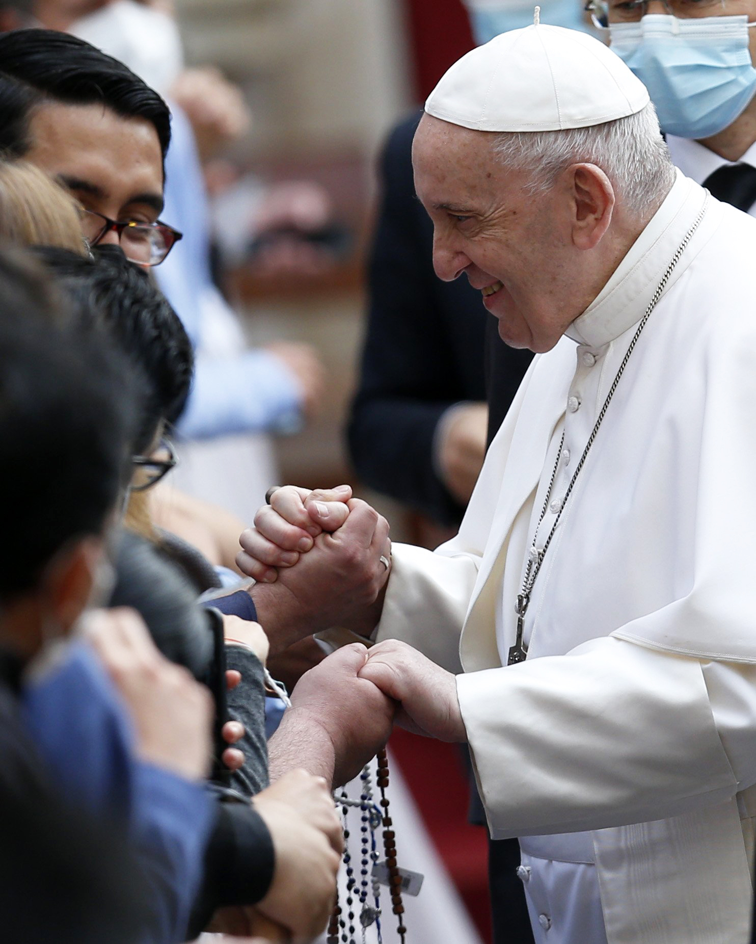 Find harmony between daily prayer and demands of life, pope says ...
