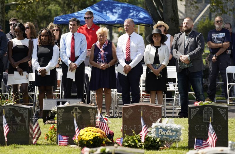 How do we comfort those who mourn? - CatholicPhilly