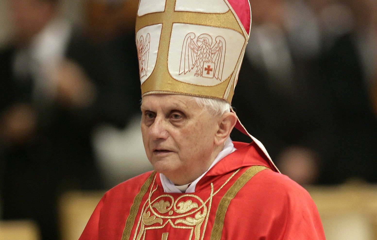 Retired Pope Benedict corrects statement for Munich abuse report ...