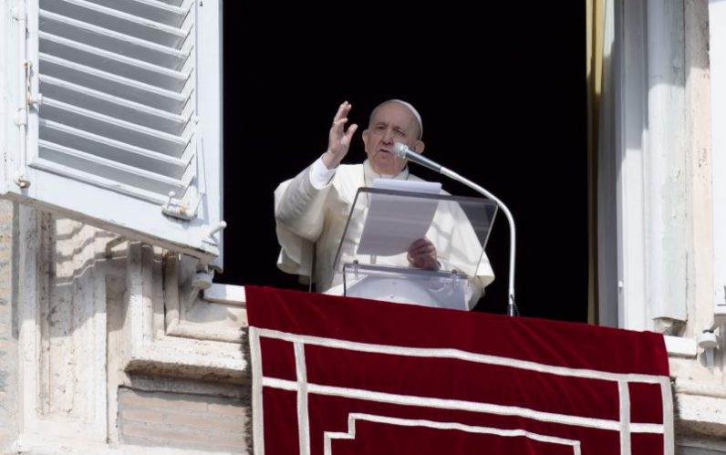 Preaching must awaken souls, not put them to sleep, pope says ...