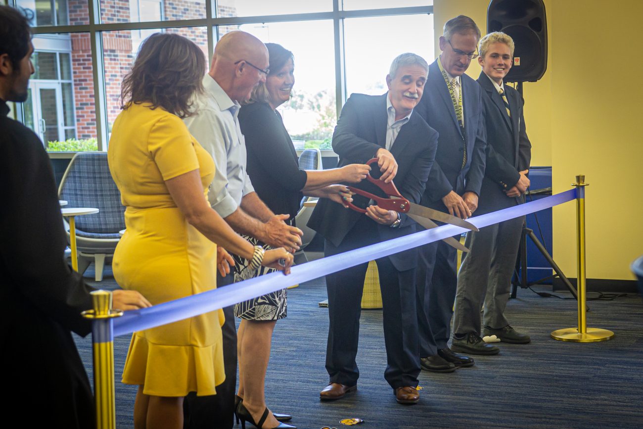 Pope John Paul II HS unveils ‘game-changing’ learning center, program ...
