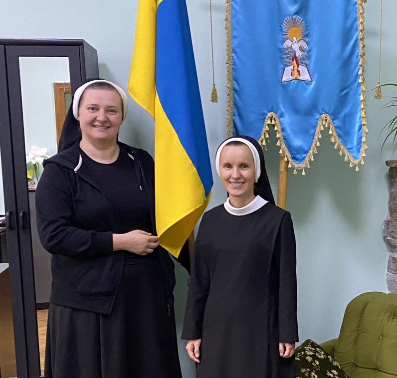 In Ukraine, Basilian sisters pitch in and prepare for war's ...