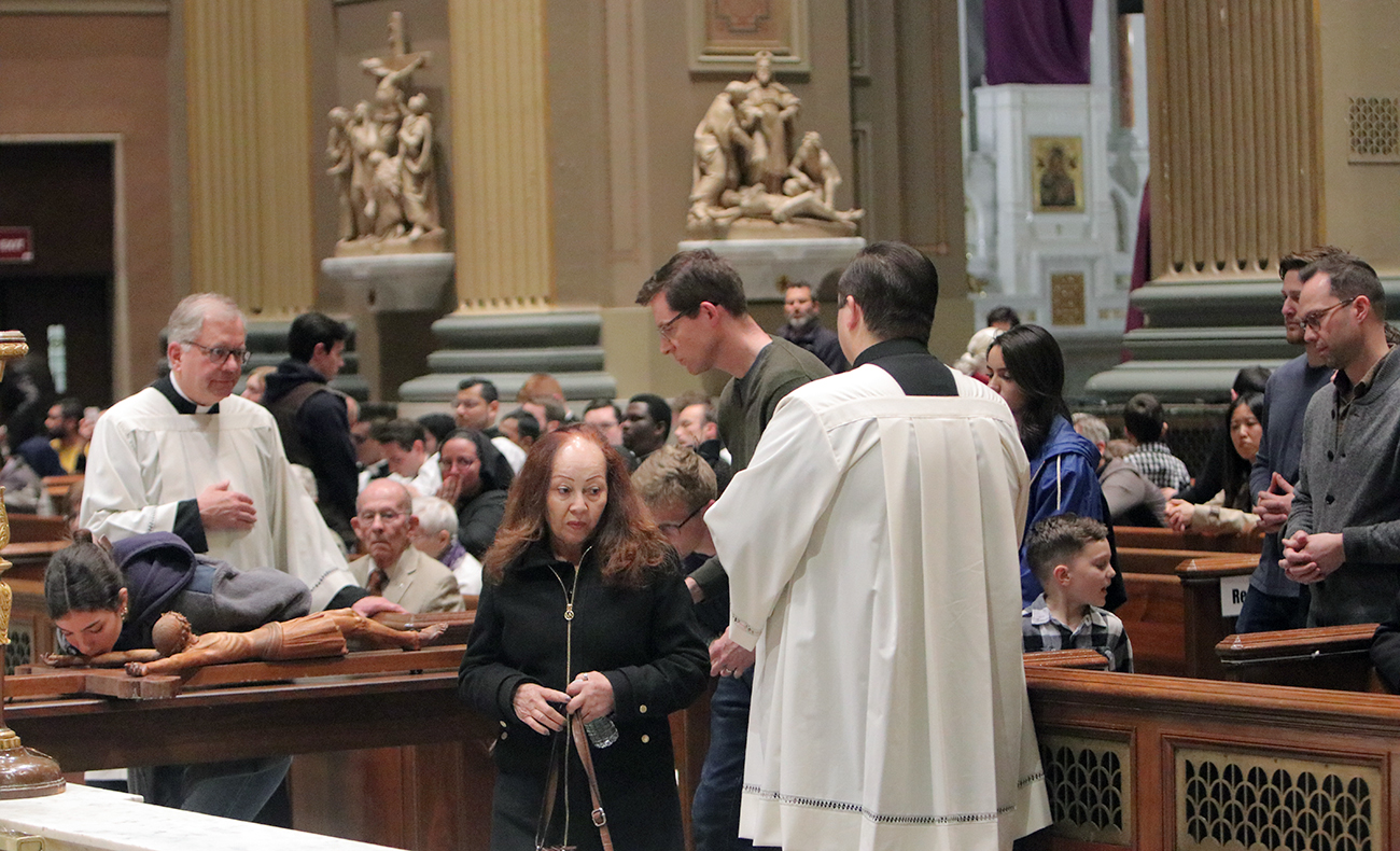Good Friday: Celebration of the Passion of the Lord at the Cathedral ...