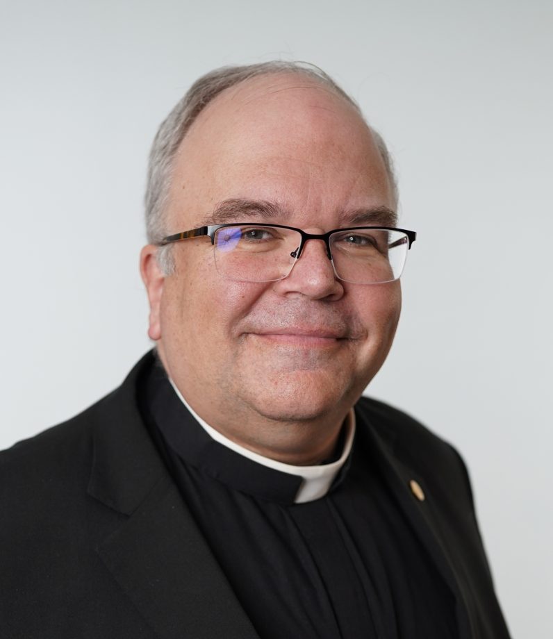 Archbishop Pérez Appoints New Vicar General and Moderator of the Curia ...