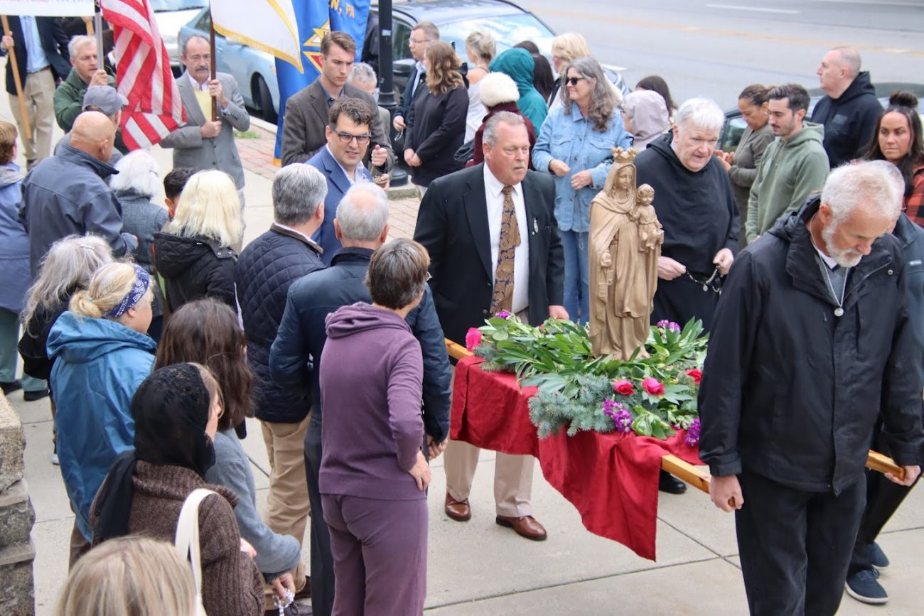 Photo Feature: Rosary Procession Promotes Catholic Culture in ...