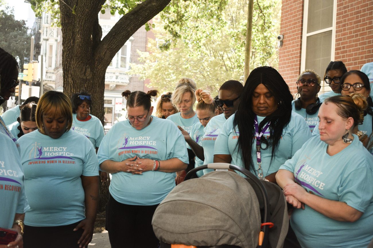 Photos: Mercy Hospice Hosts Fifth Annual Recovery Walk - CatholicPhilly