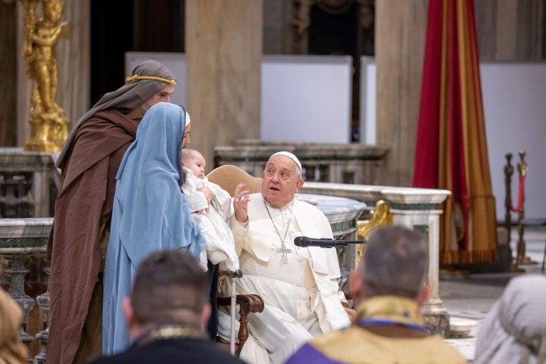 Nativity Scenes are Reminder of Lord's Love and Tenderness, Pope Says ...