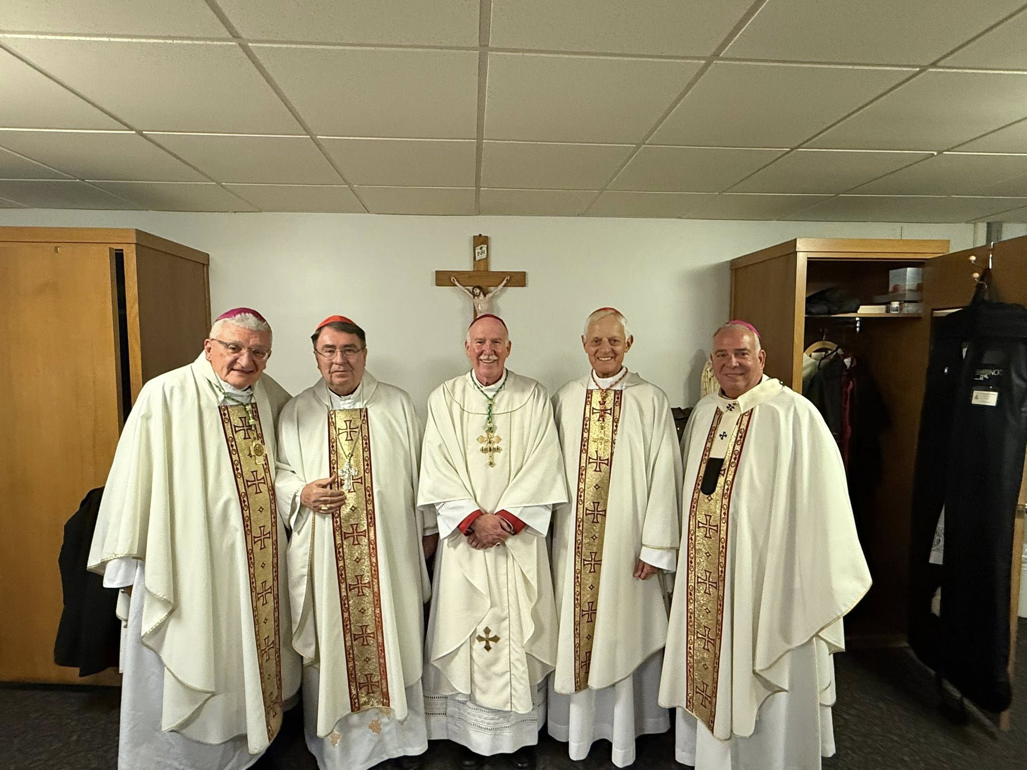 Bishop Mark Eckman Installed as Pittsburgh’s 13th Bishop; Archbishop ...