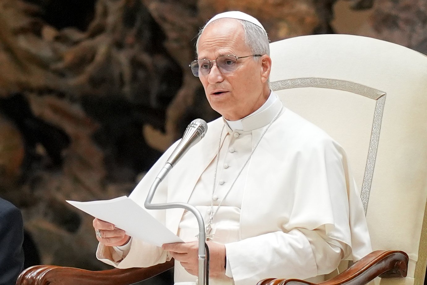 Hope is Knowing that God is Near and that Love Will Win, Pope Says ...